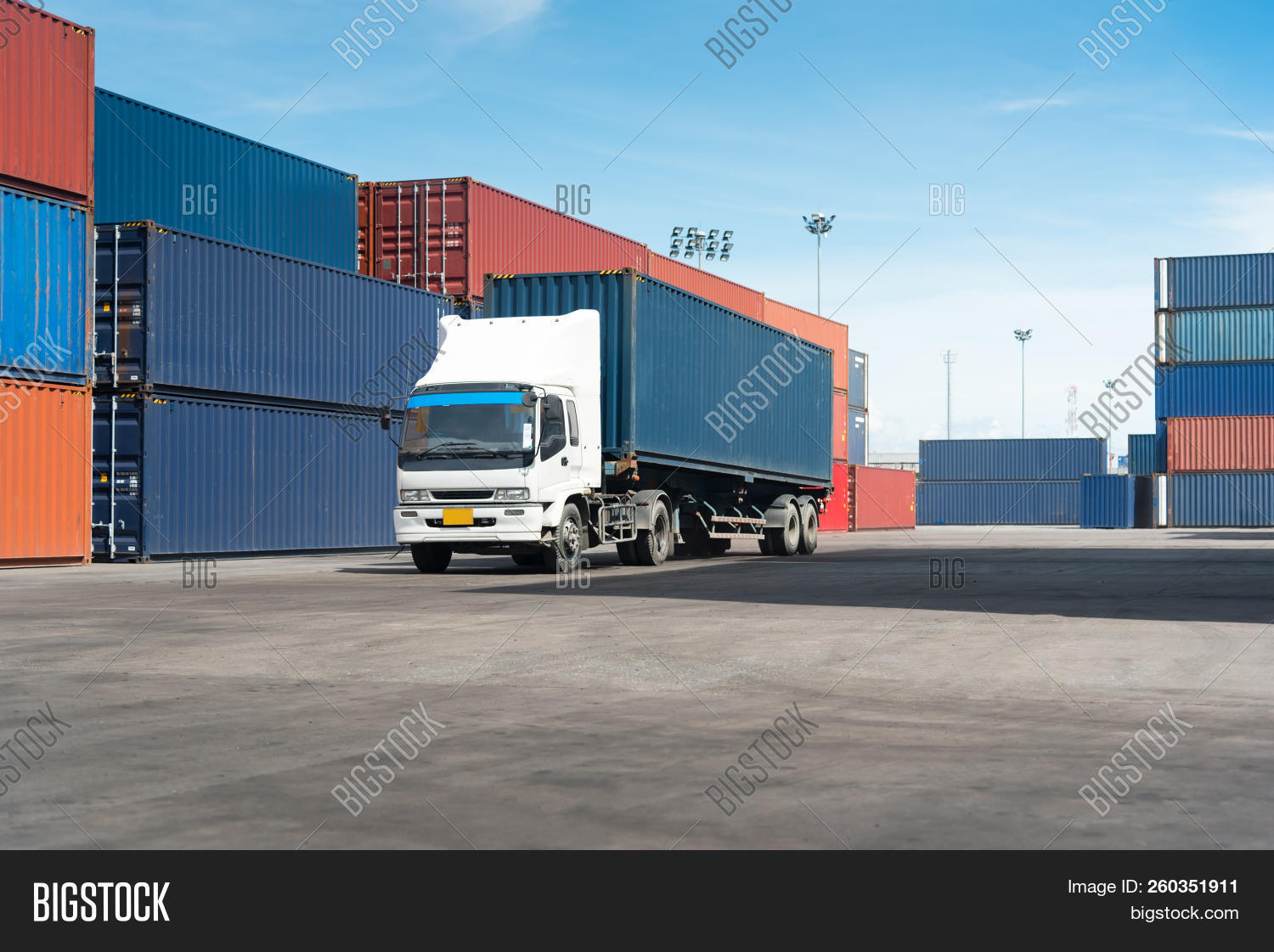 Truck Cargo Container Image & Photo (Free Trial) | Bigstock