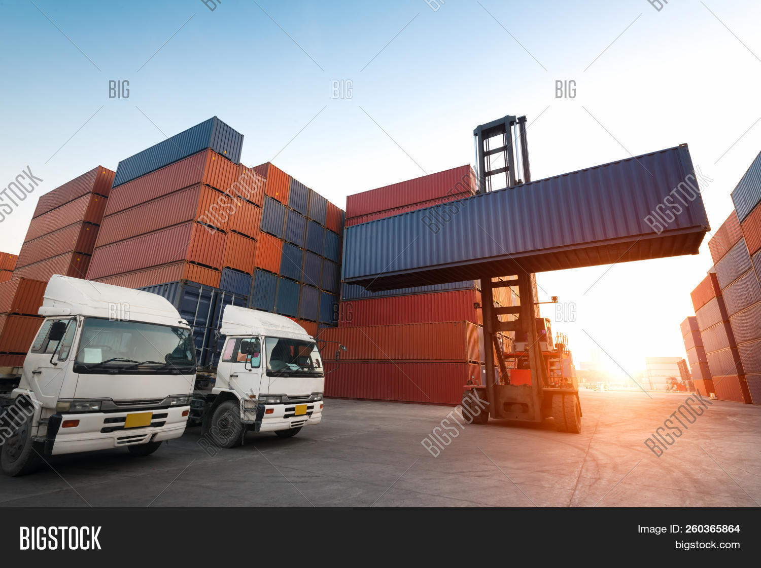 Industrial Container Image & Photo (Free Trial) | Bigstock