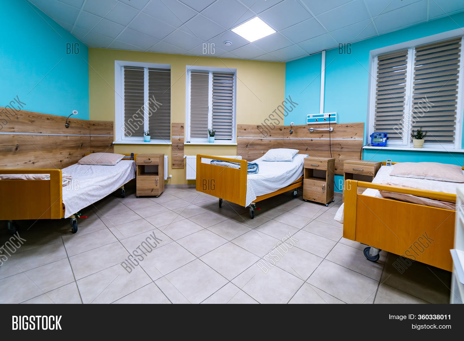 Hospital Room Beds Image & Photo (Free Trial) | Bigstock