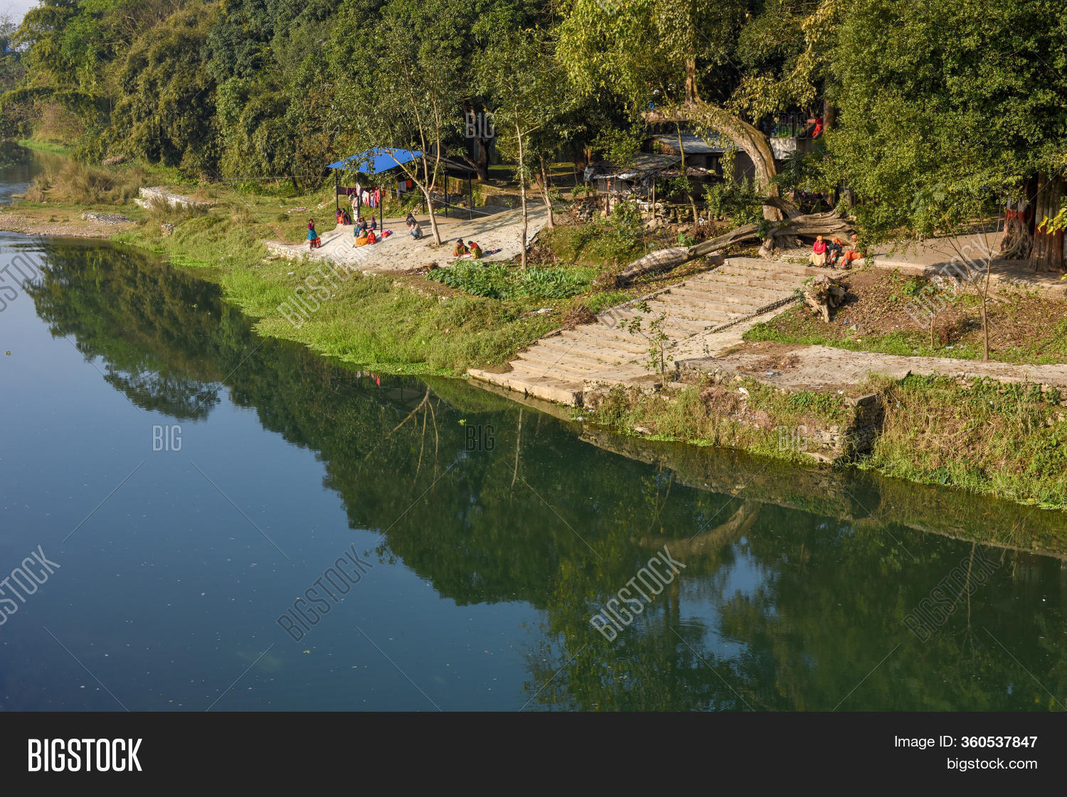 Rapti River Chitwan Image & Photo (Free Trial) | Bigstock