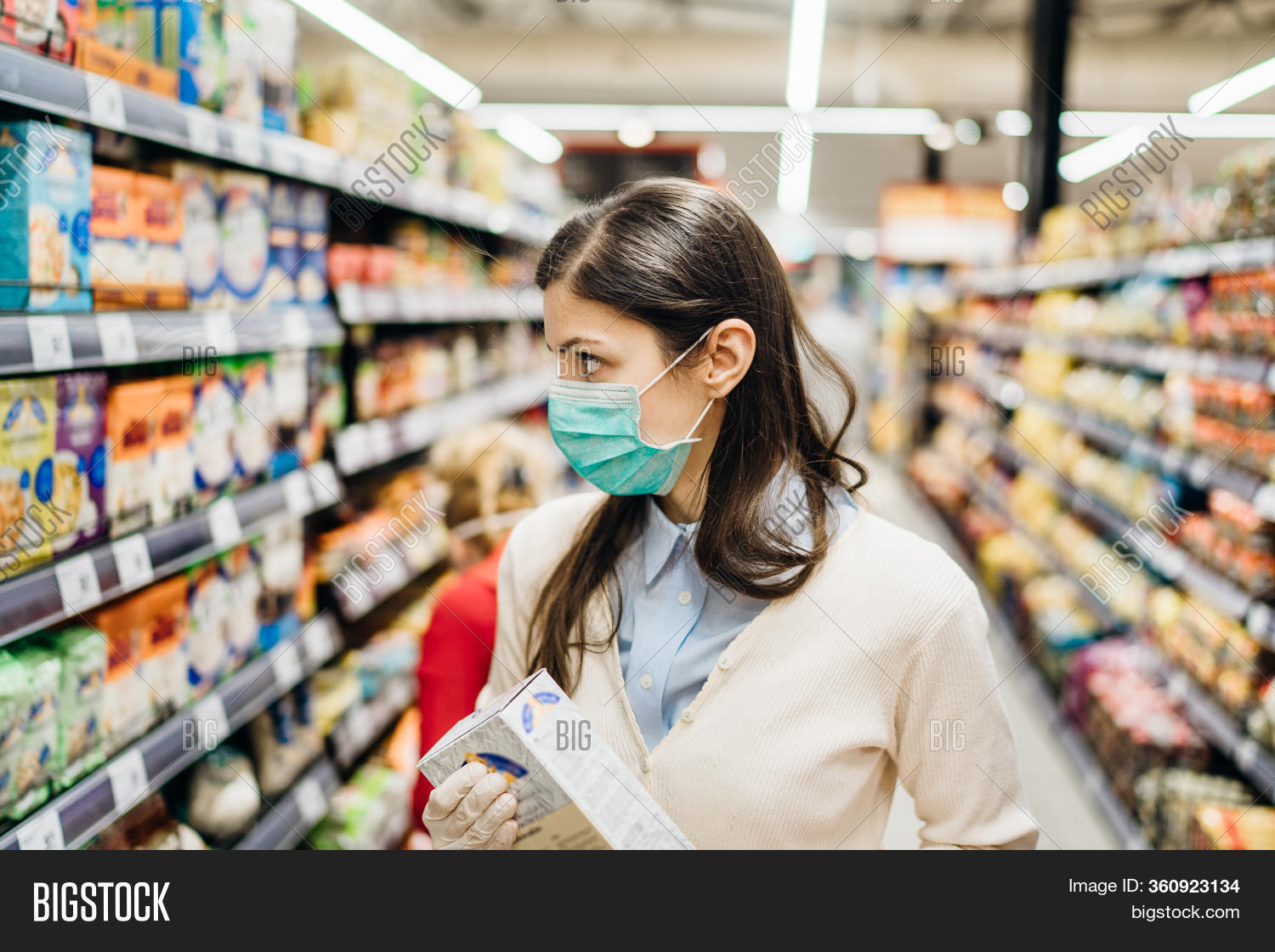 Shopper Mask Safely Image & Photo (Free Trial) | Bigstock