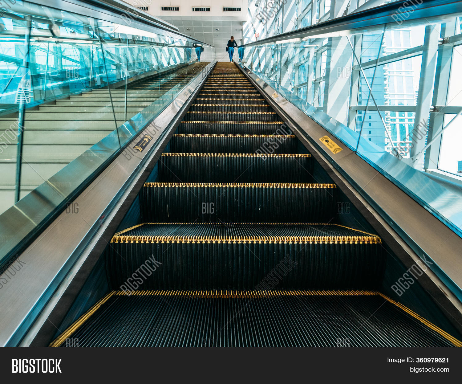 Modern Escalator Image & Photo (Free Trial) | Bigstock