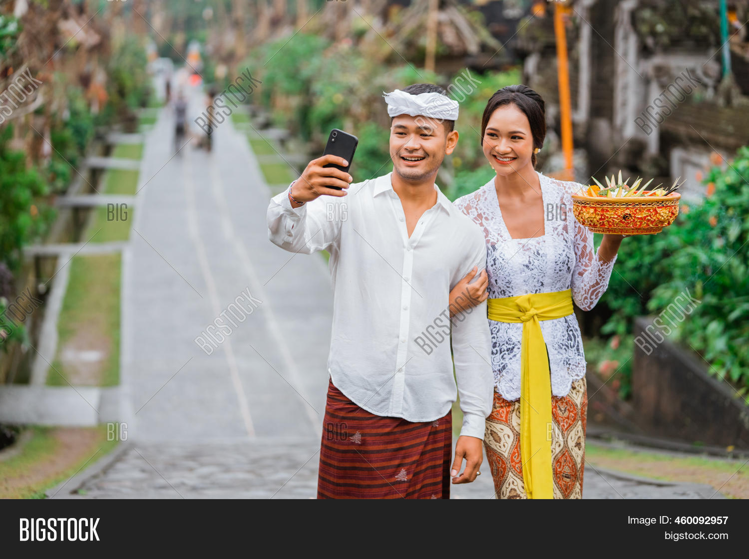 Balinese Couple Image & Photo (Free Trial) | Bigstock