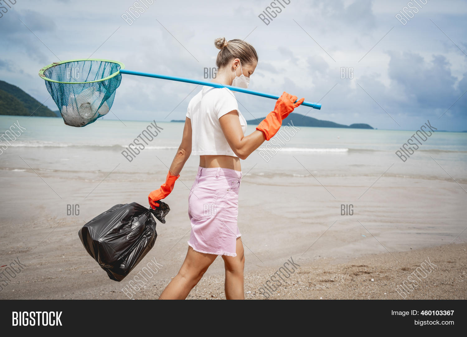 Female Ecologist Image & Photo (Free Trial) | Bigstock
