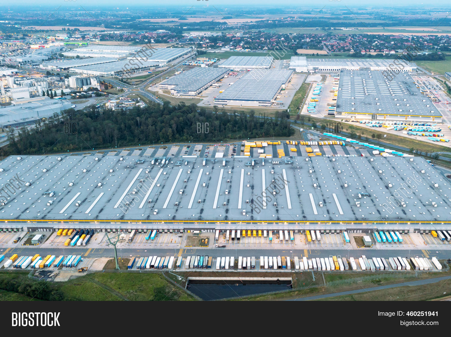 Aerial View Truck Image & Photo (Free Trial) | Bigstock
