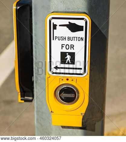 Push Button Crosswalk Image & Photo (Free Trial) | Bigstock