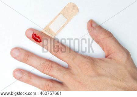Man Cut His Finger Image & Photo (Free Trial) | Bigstock