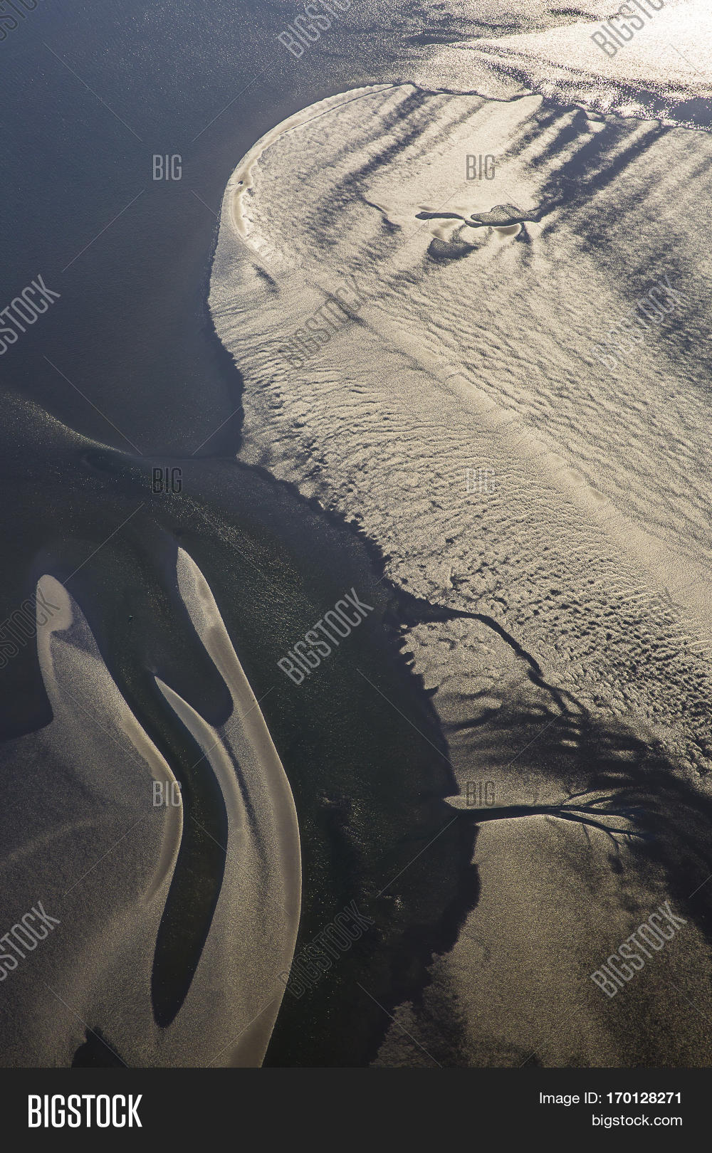 Imagen y foto Aerial View Estuary (prueba gratis) | Bigstock