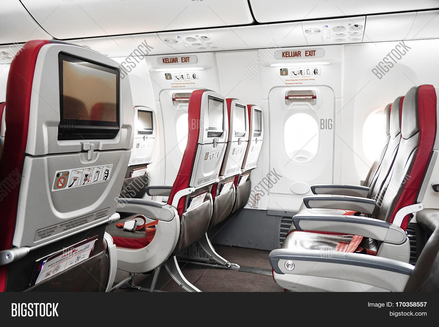 Empty Airplane Image & Photo (Free Trial) | Bigstock