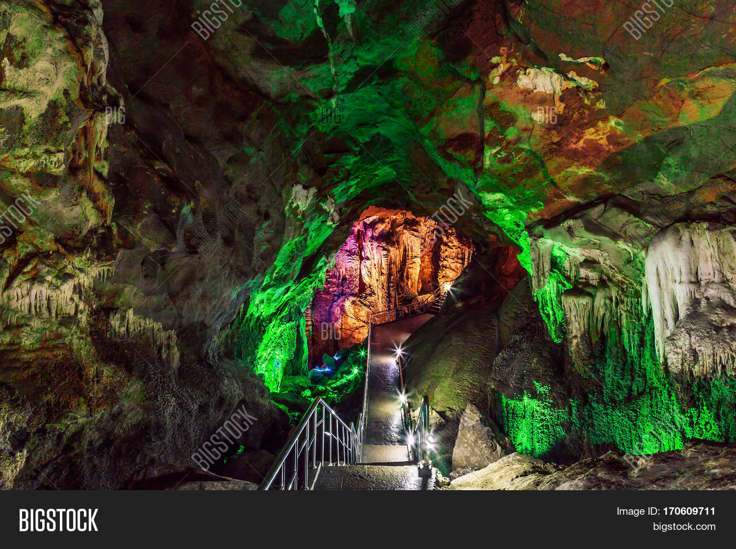 Furong Cave Wulong Image & Photo (Free Trial) | Bigstock
