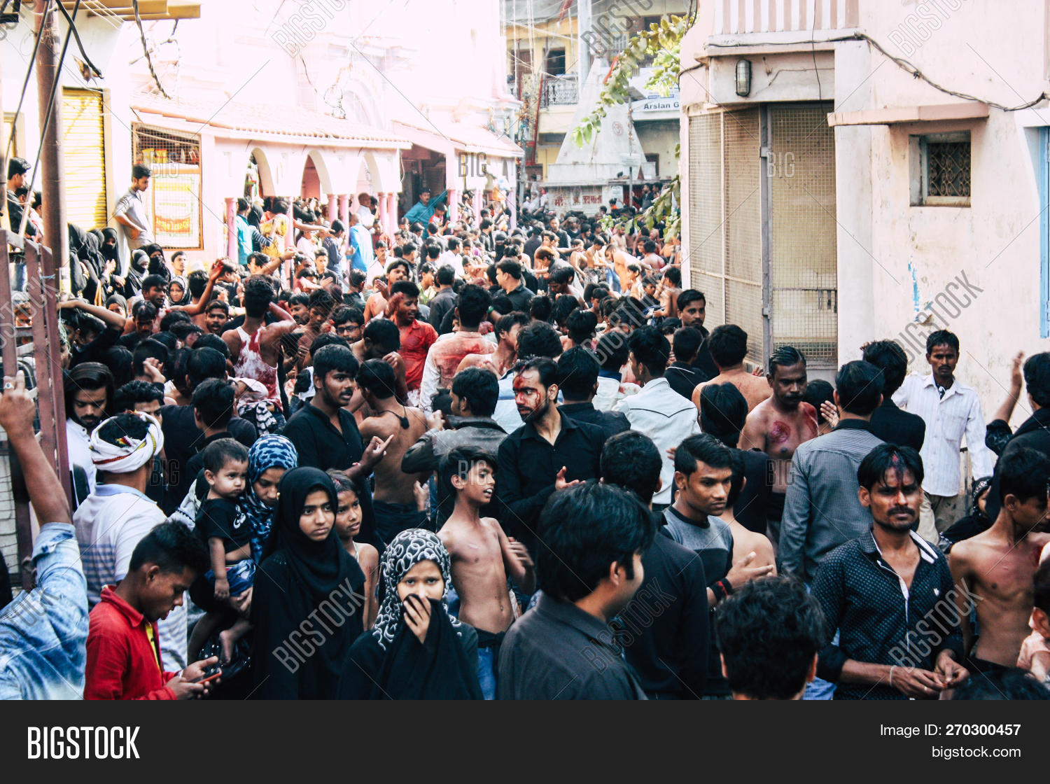 Varanasi India Image & Photo (Free Trial) | Bigstock