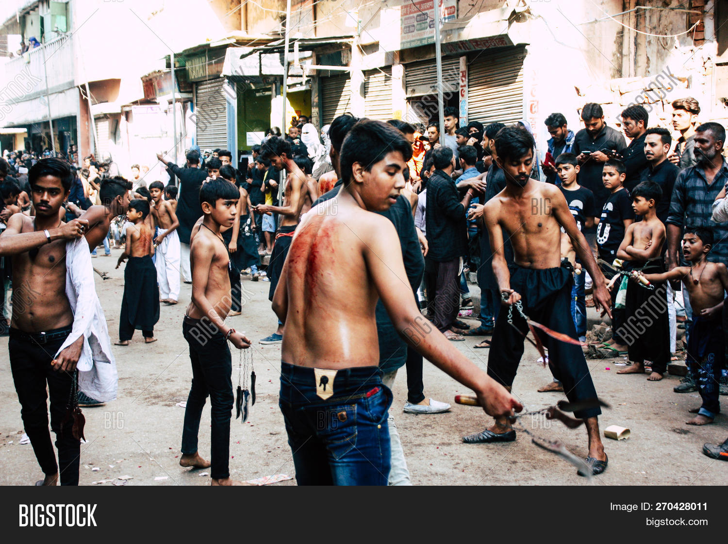 Varanasi India Image & Photo (Free Trial) | Bigstock