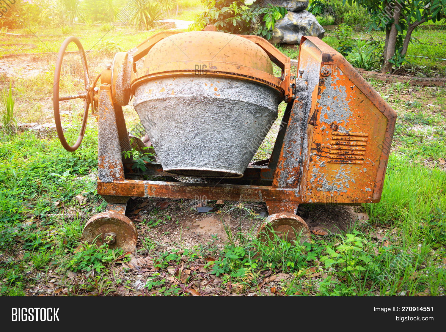 Old Concrete Mixer Image & Photo (Free Trial) | Bigstock