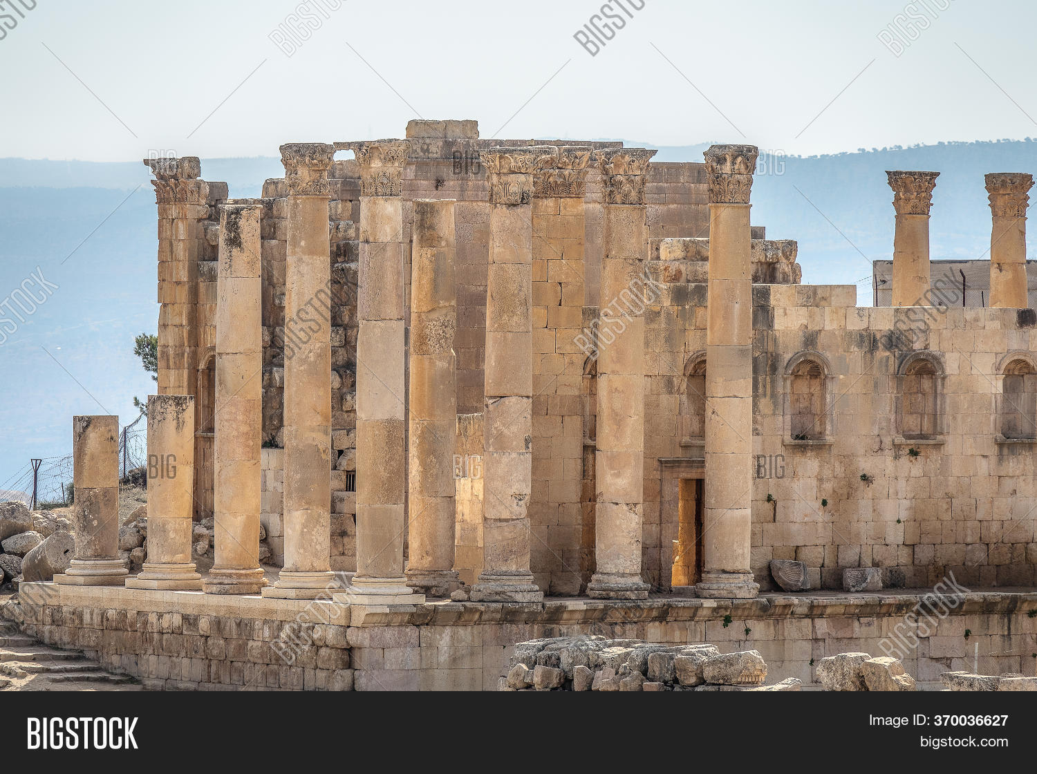 Jerash Archaeological Image & Photo (Free Trial) | Bigstock