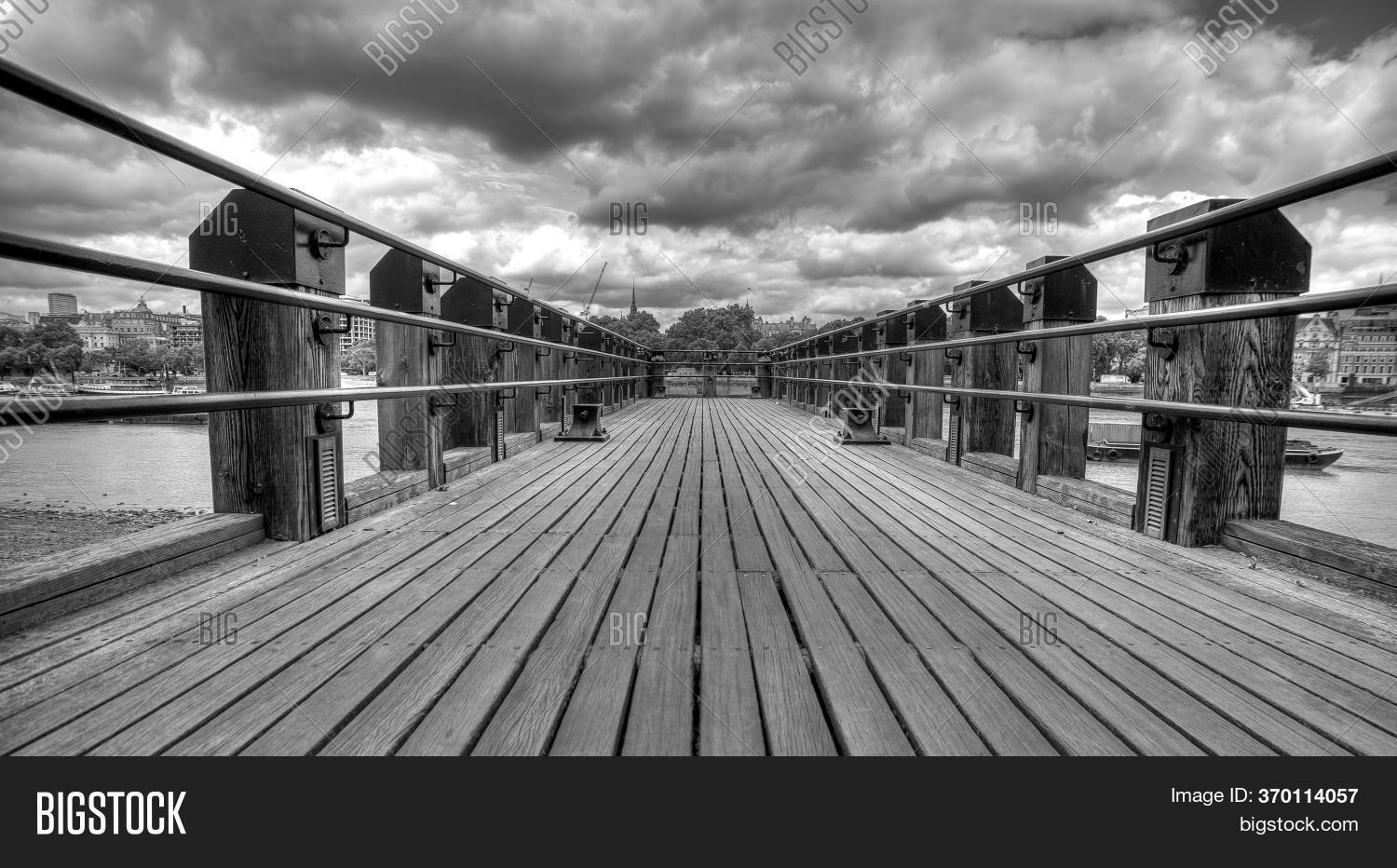 Peer On River Thames Image & Photo (Free Trial) | Bigstock