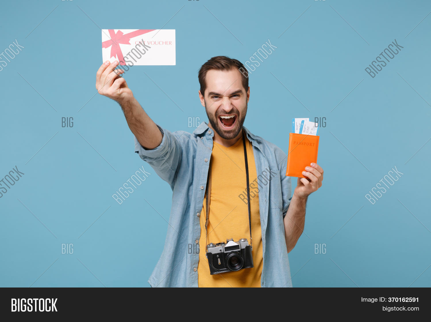 Happy Traveler Tourist Image & Photo (Free Trial) | Bigstock
