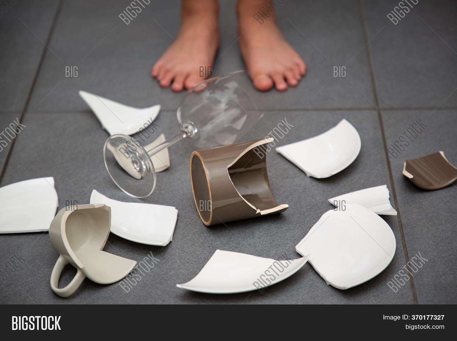 Broken Plate Broken Image & Photo (Free Trial) | Bigstock