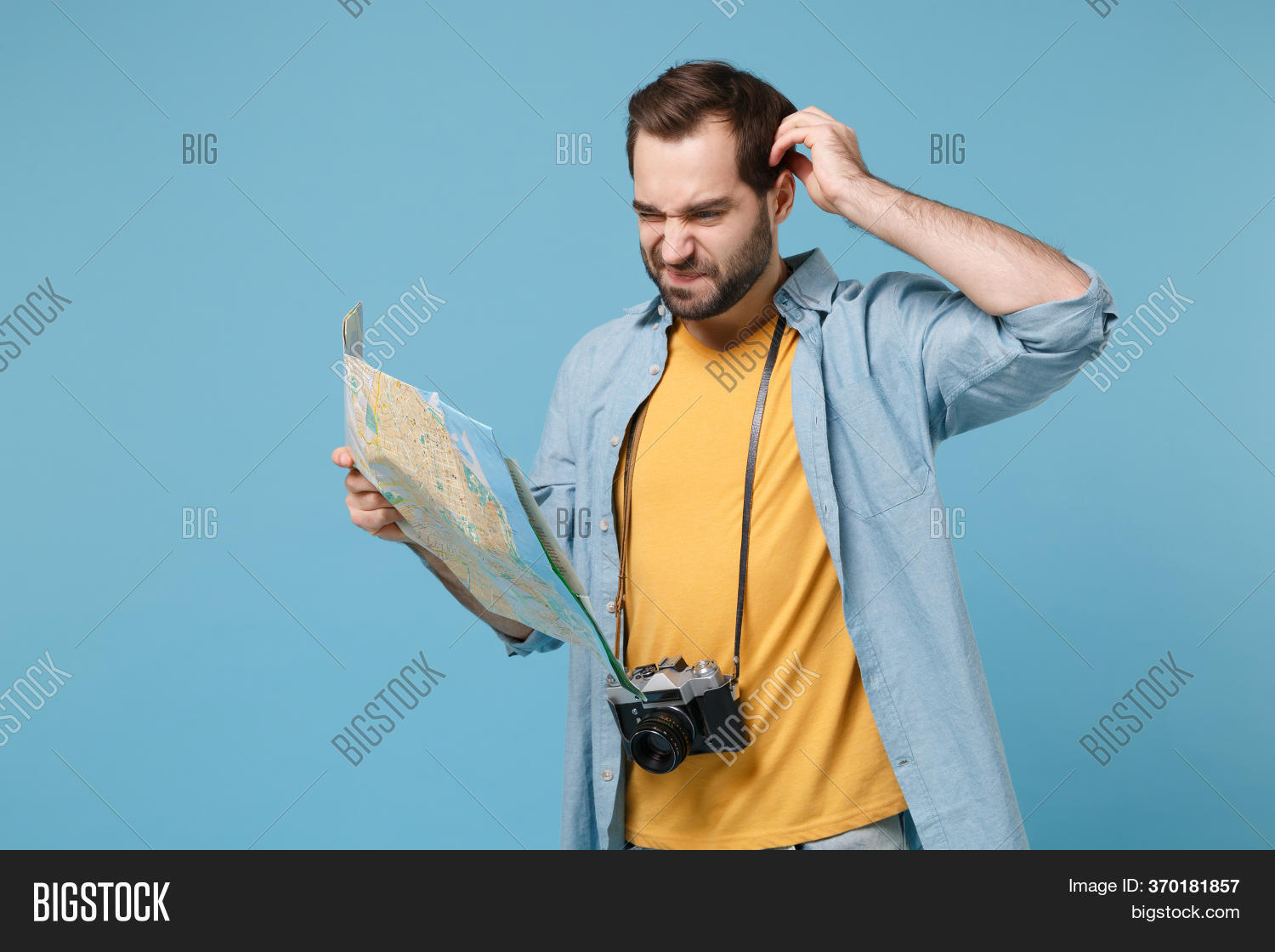 Confused Traveler Image & Photo (Free Trial) | Bigstock