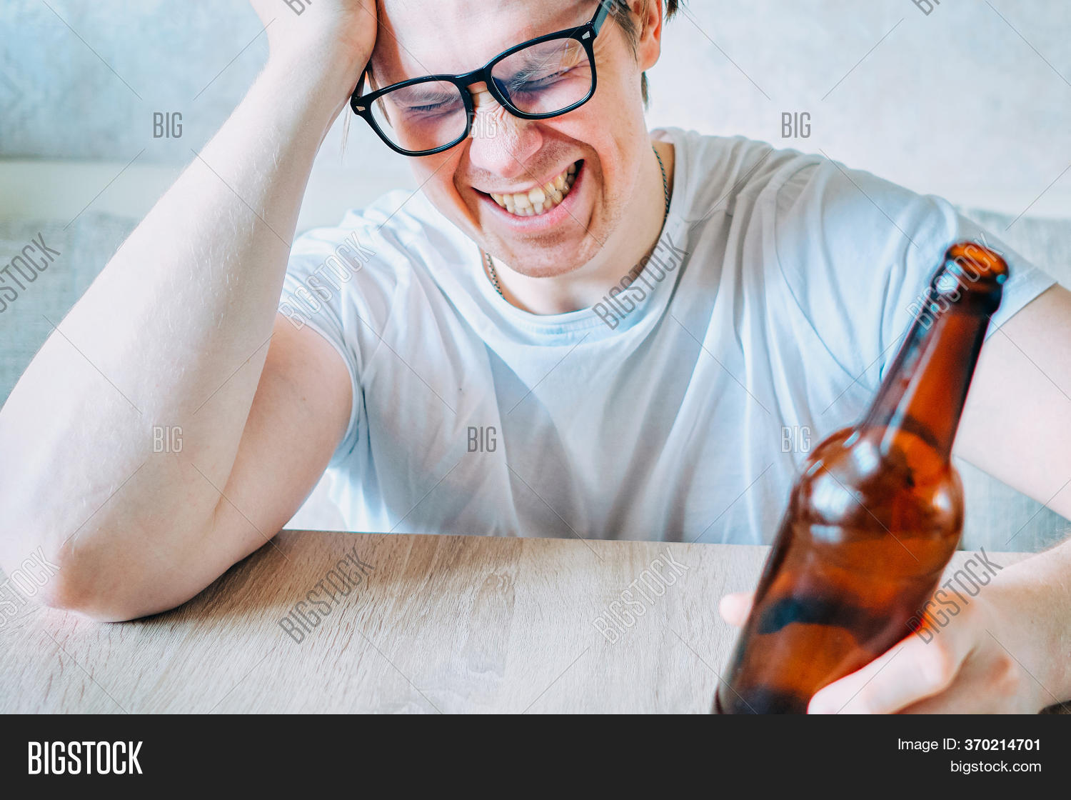 Drunk Man Experiencing Image & Photo (Free Trial) | Bigstock