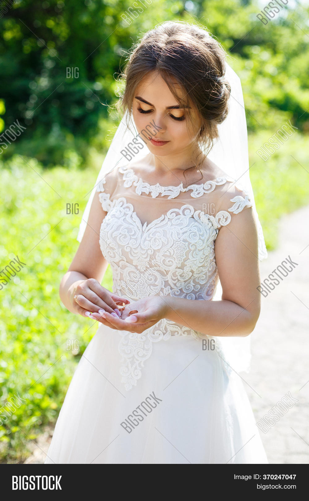 Portrait Happy Bride Image & Photo (Free Trial) | Bigstock