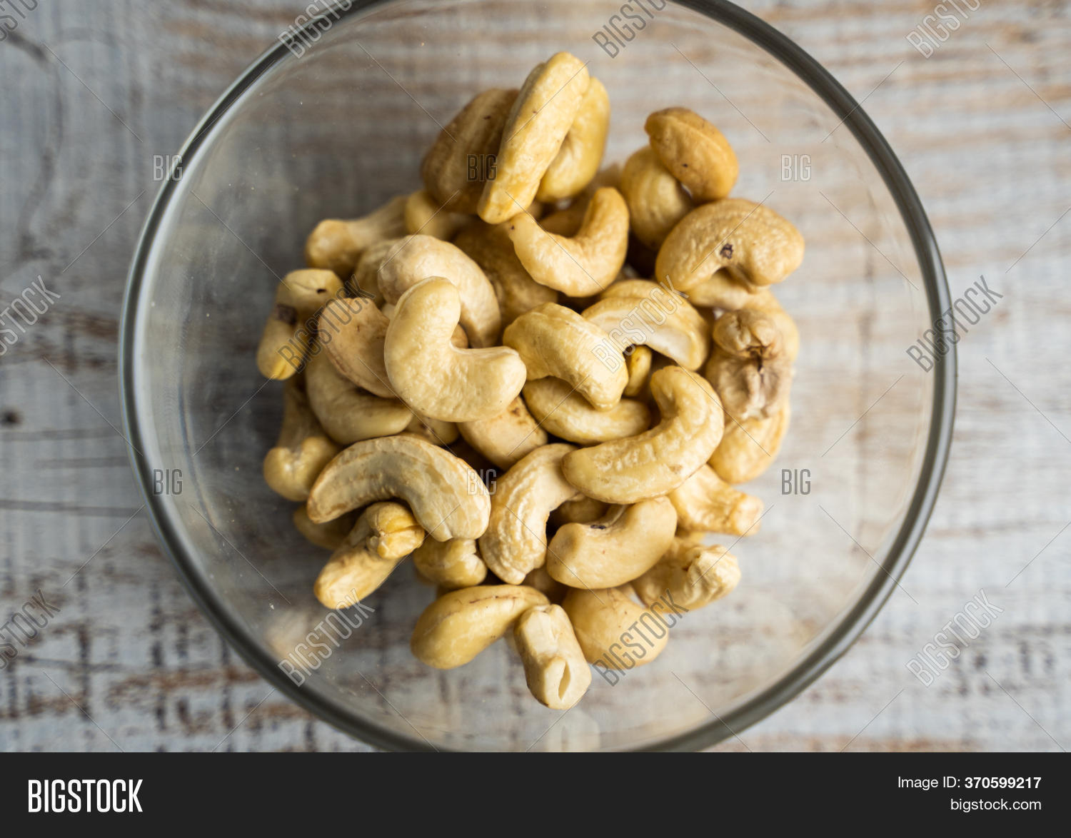 Cashew Nuts Small Image & Photo (Free Trial) | Bigstock