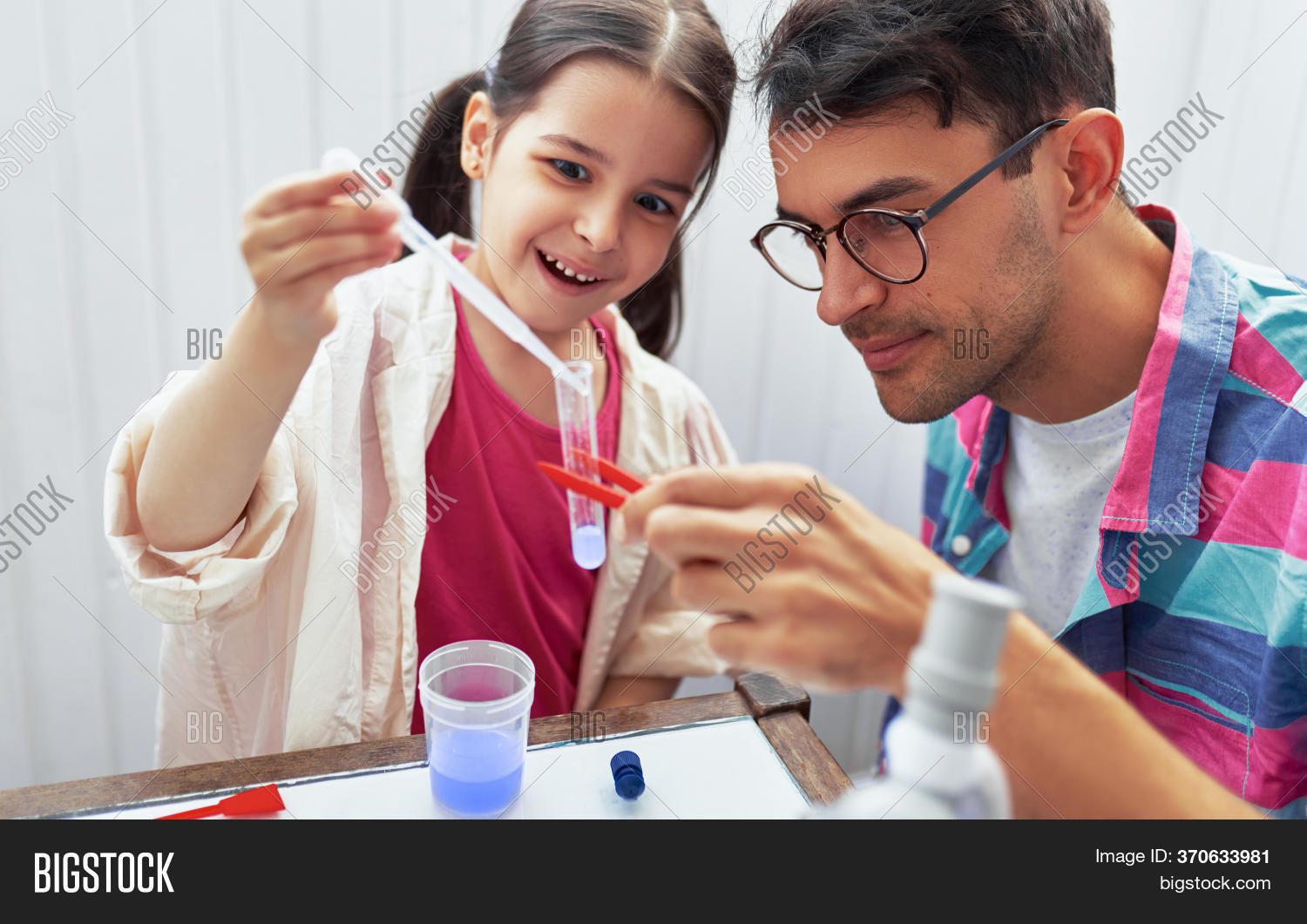 Little Girl Her Father Image & Photo (Free Trial) | Bigstock