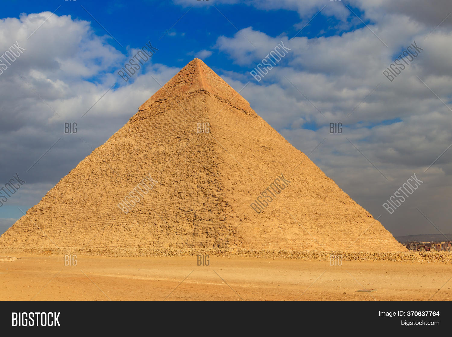 Pyramid Khafre Image & Photo (Free Trial) | Bigstock