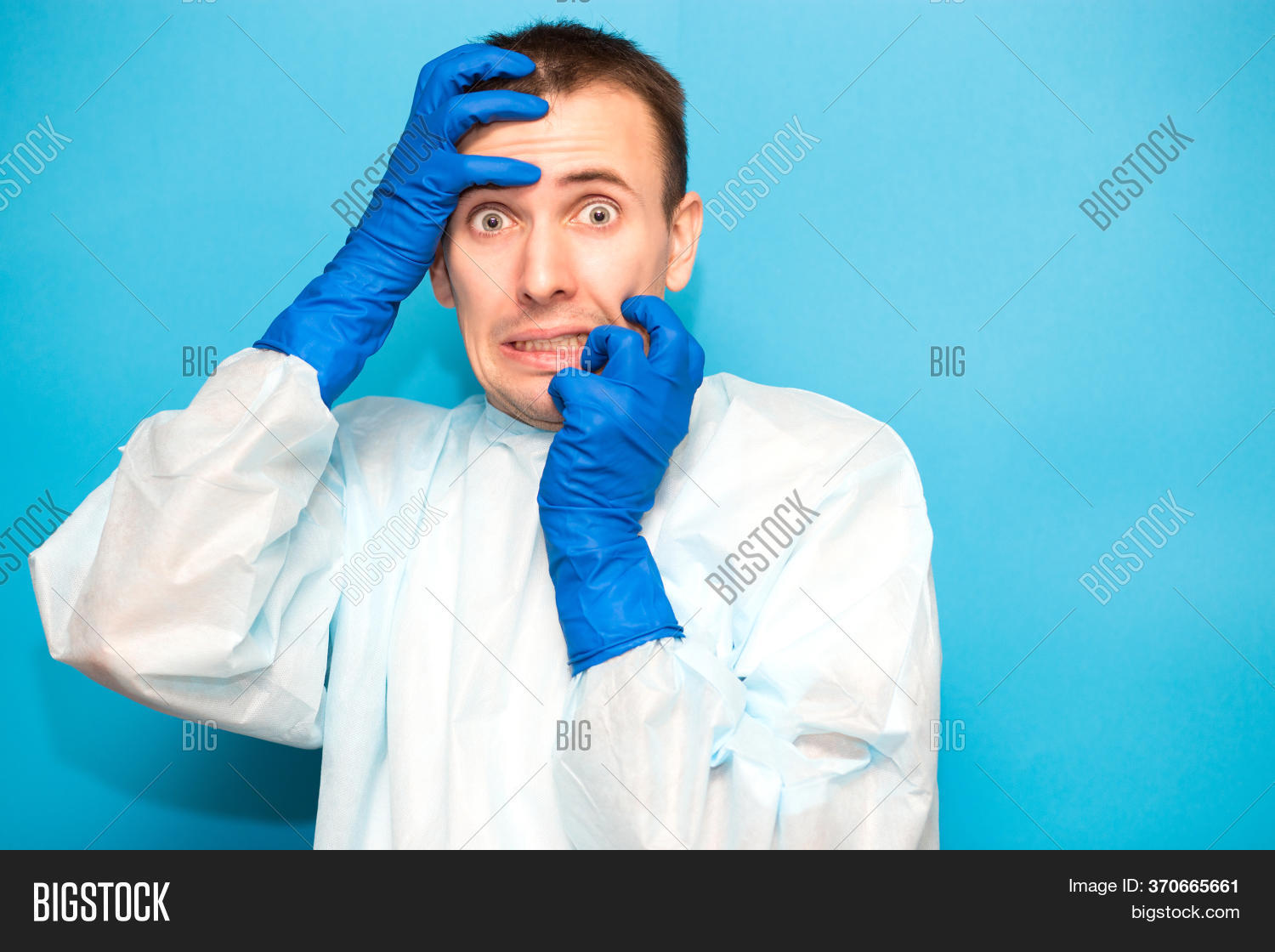 Portrait Scared Man Image & Photo (Free Trial) | Bigstock