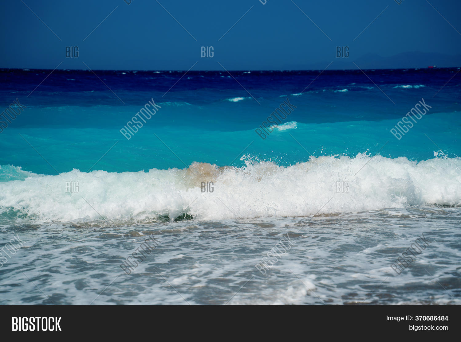 Peaceful Sea Wave Image & Photo (Free Trial) | Bigstock