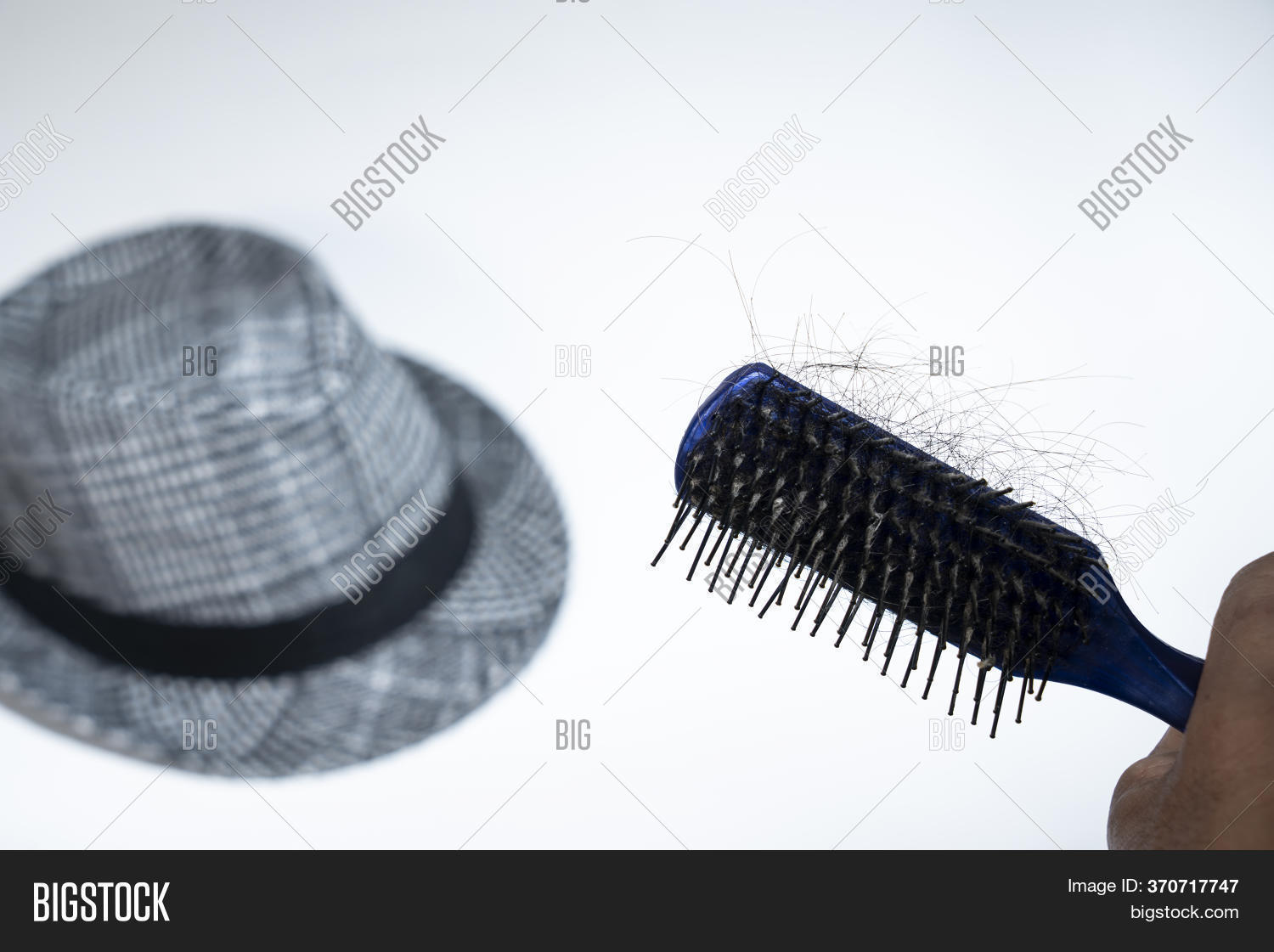 Comb Dirty Hair Loss Image & Photo (Free Trial) | Bigstock