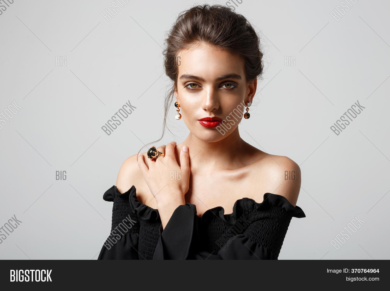 Frontal Portrait Image & Photo (Free Trial) | Bigstock