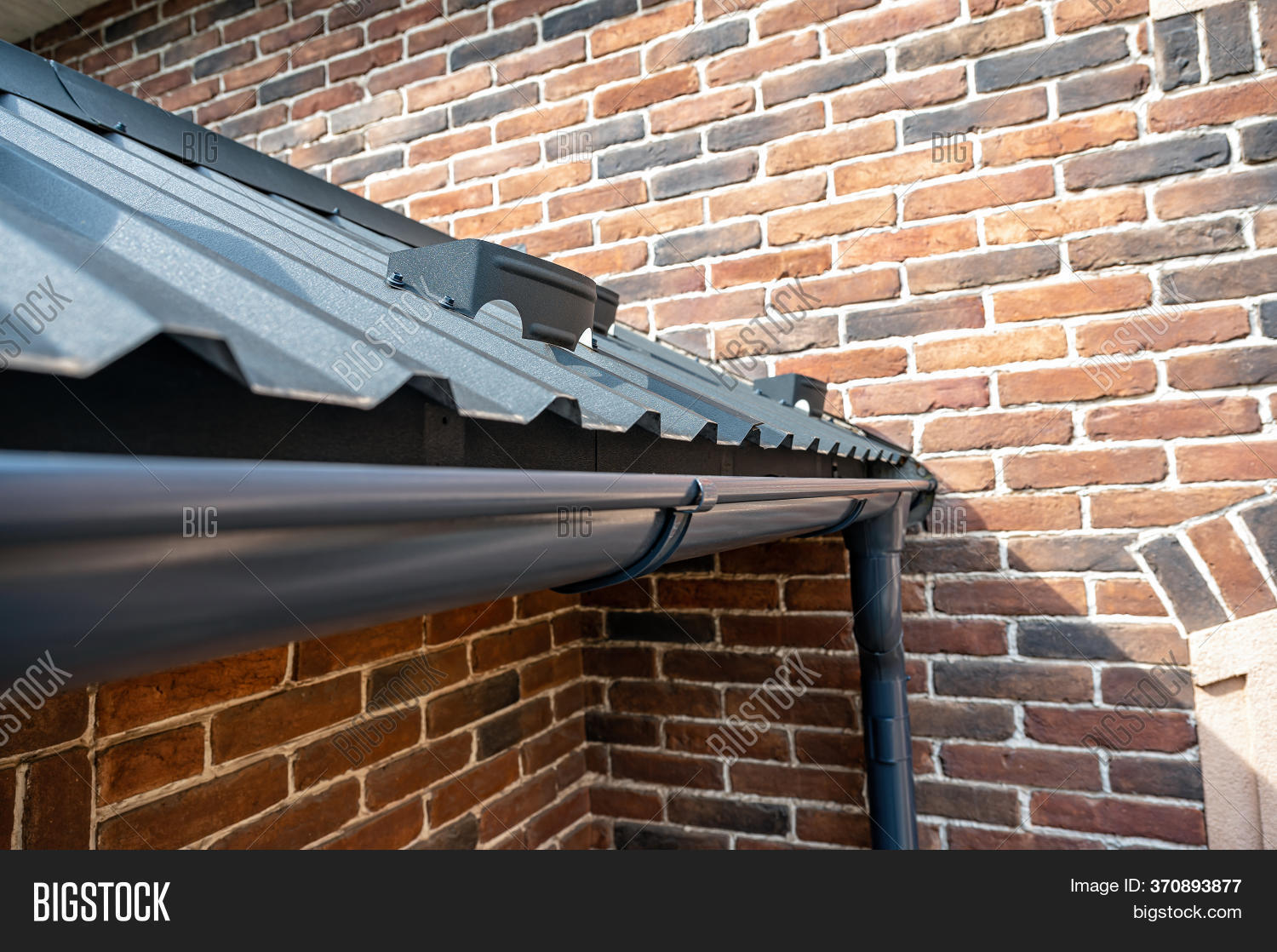 . Gutter System Metal Image & Photo (Free Trial) | Bigstock