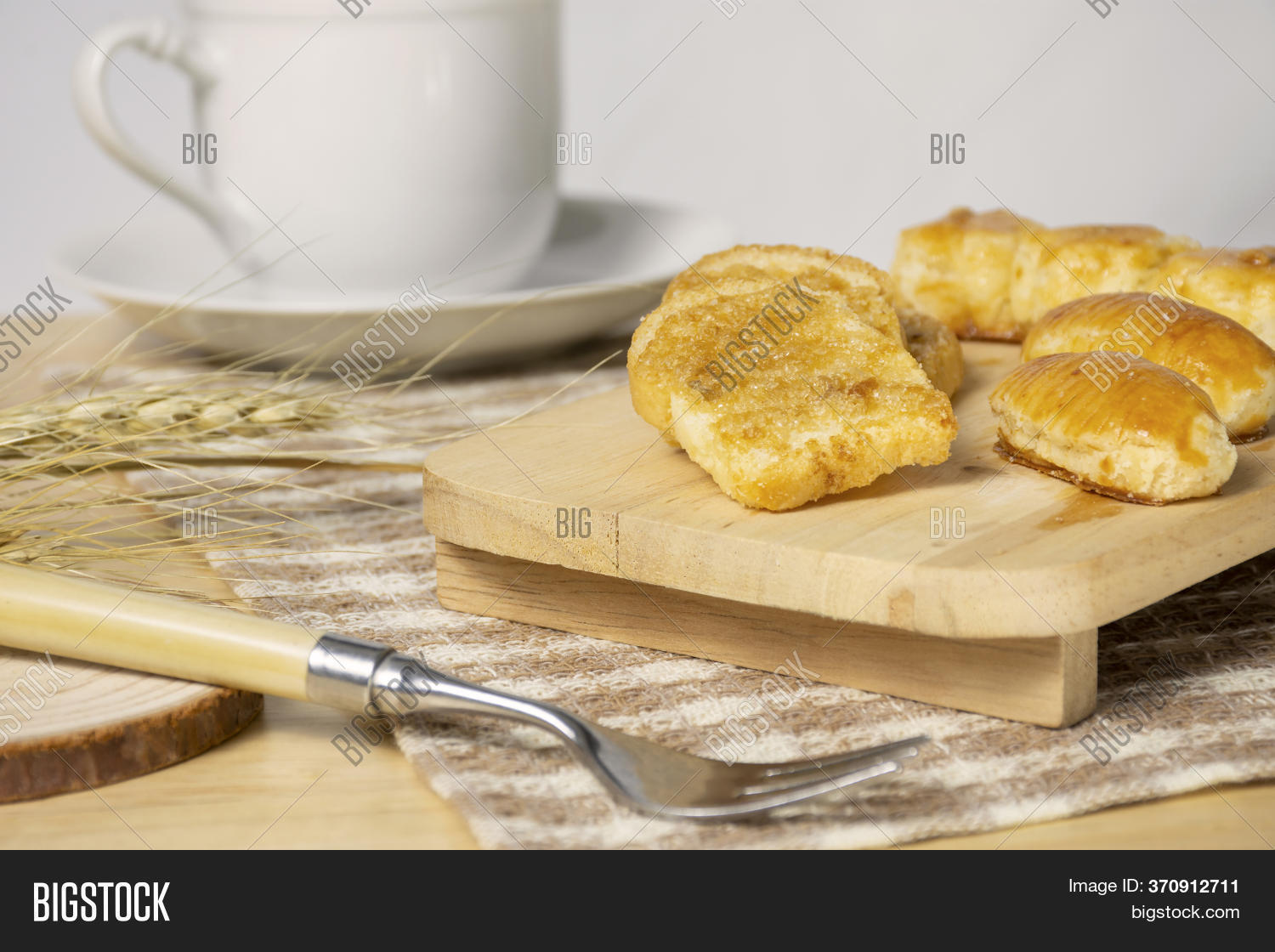 Crispy Toast Bread Image & Photo (Free Trial) | Bigstock