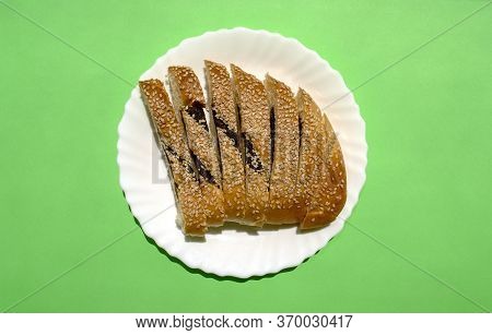 Sliced Ma'arook Bread Image & Photo (Free Trial) | Bigstock