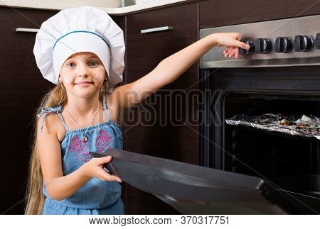 Smiling Girl Cook Cap Image & Photo (Free Trial) | Bigstock