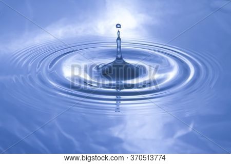 Water Droplets Fall On Image & Photo (Free Trial) | Bigstock
