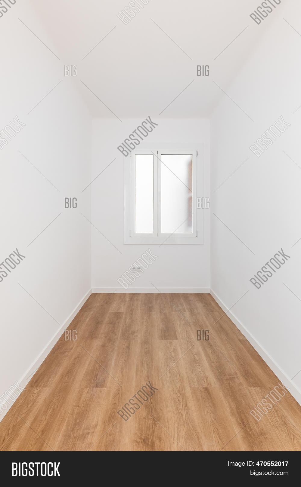 Long Narrow Image & Photo (Free Trial) | Bigstock