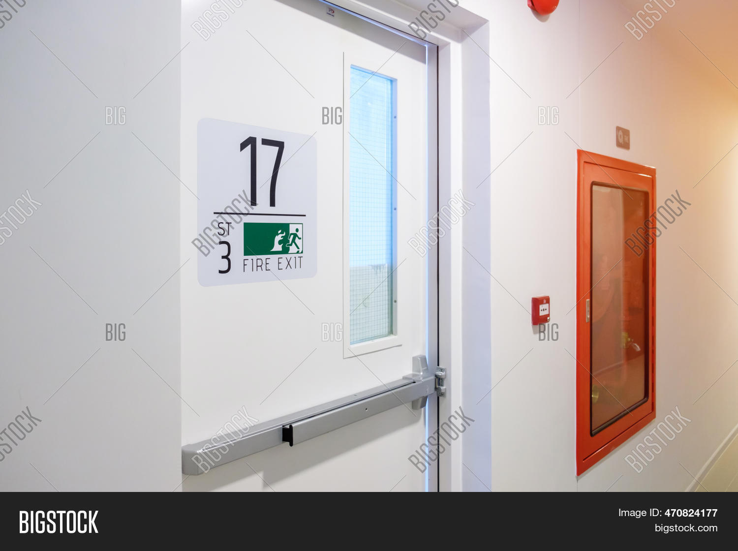 Fire Extinguisher Image & Photo (Free Trial) | Bigstock