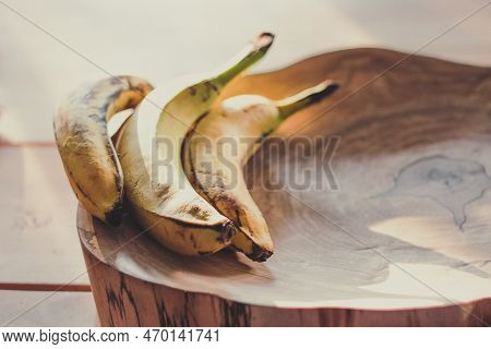 Close Ripe Bananas Image & Photo (Free Trial) | Bigstock