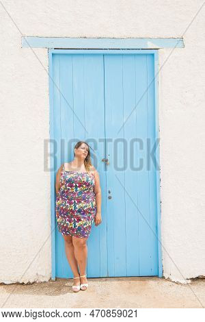 Real Woman Real Body Image & Photo (Free Trial) | Bigstock