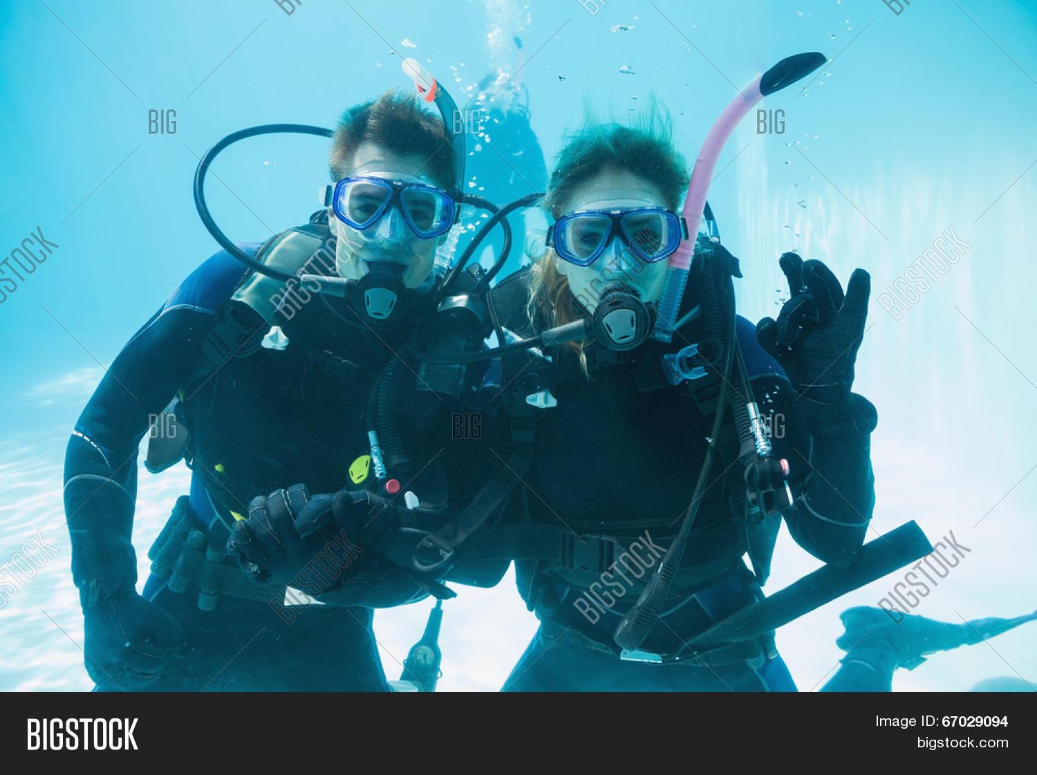 Friends On Scuba Image & Photo (Free Trial) | Bigstock