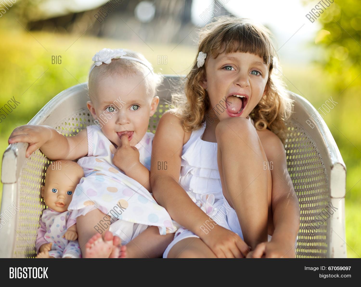 Two Sisters Green Park Image & Photo (Free Trial) | Bigstock