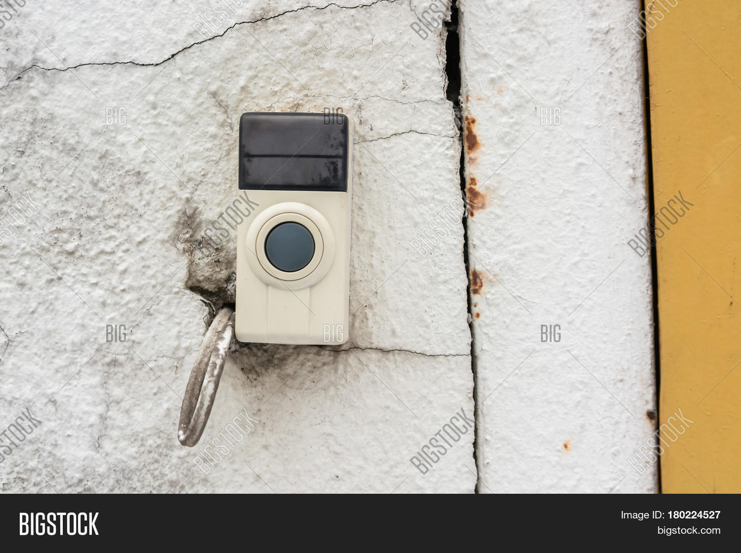 Modern Door Bell Image & Photo (Free Trial) | Bigstock