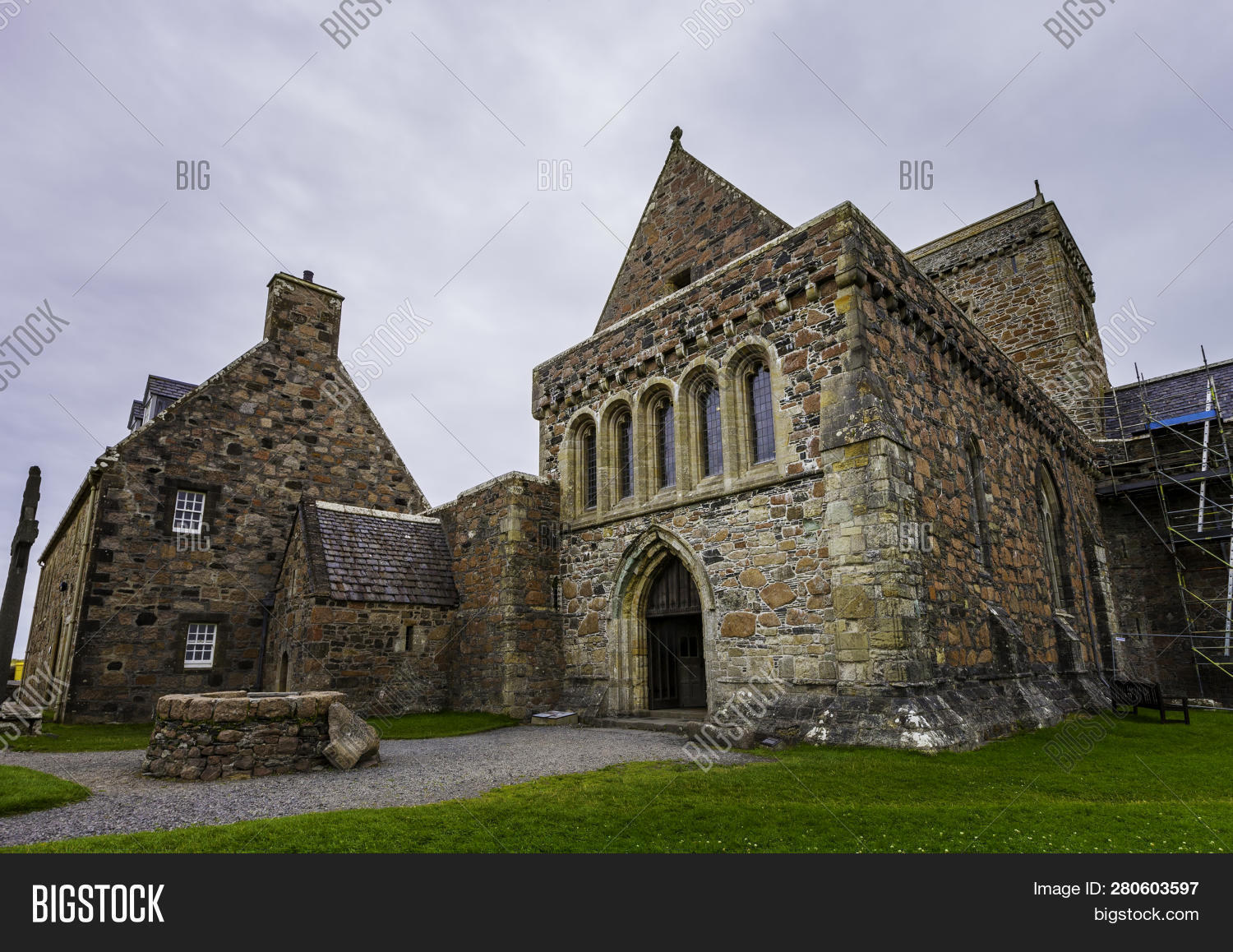 Iona Abbey Including Image & Photo (Free Trial) | Bigstock