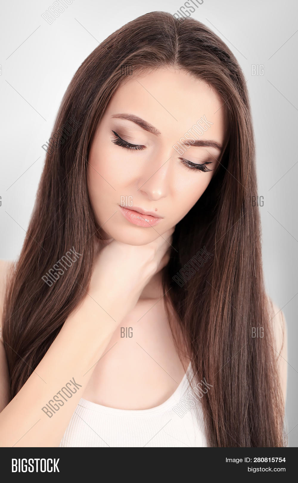Woman Pain. Closeup Image & Photo (Free Trial) | Bigstock