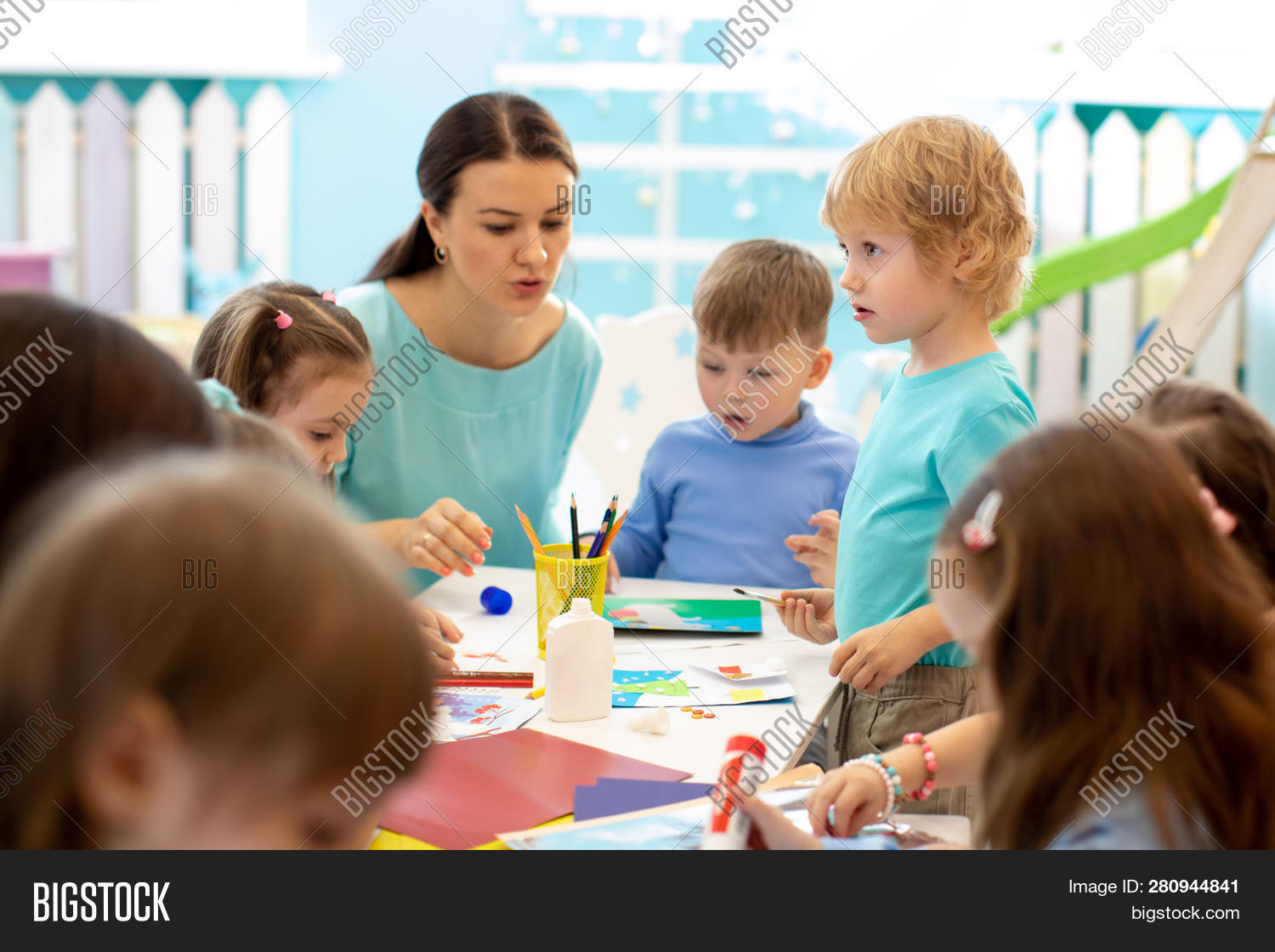 Kindergartener Teaches Image & Photo (Free Trial) | Bigstock