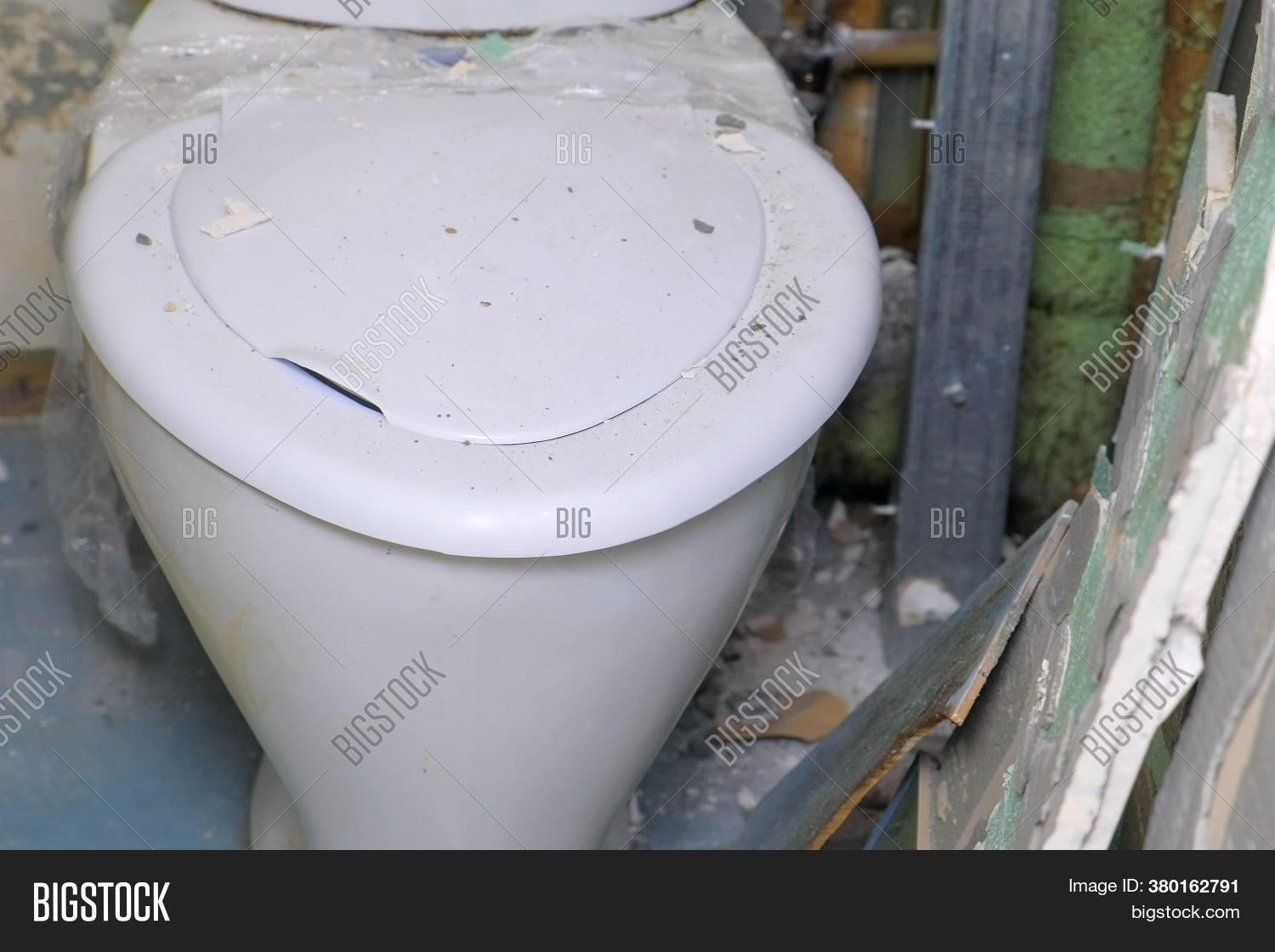 Ruined Toilet Lavatory Image & Photo (Free Trial) | Bigstock