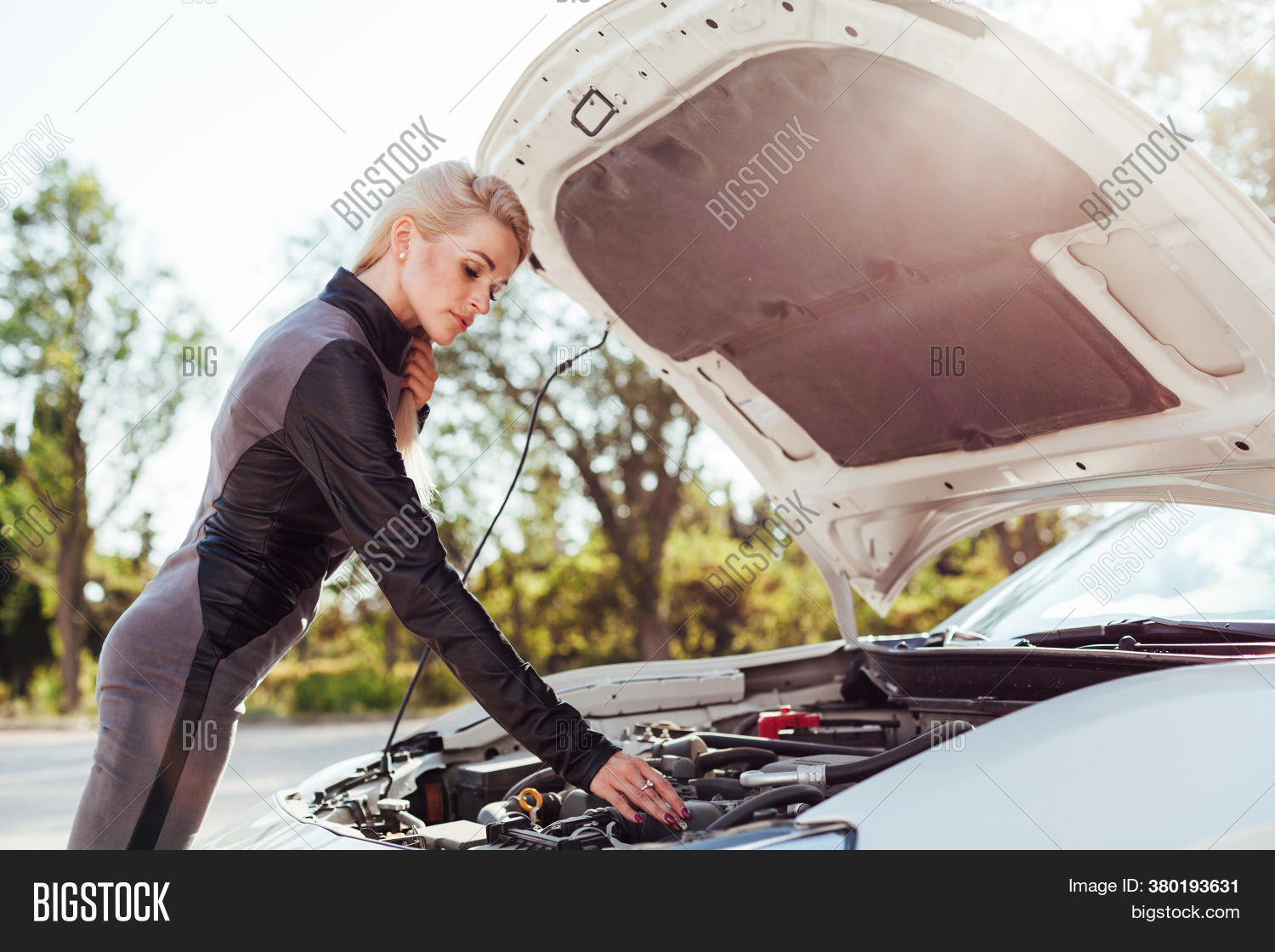 Beautiful Female Image & Photo (Free Trial) | Bigstock