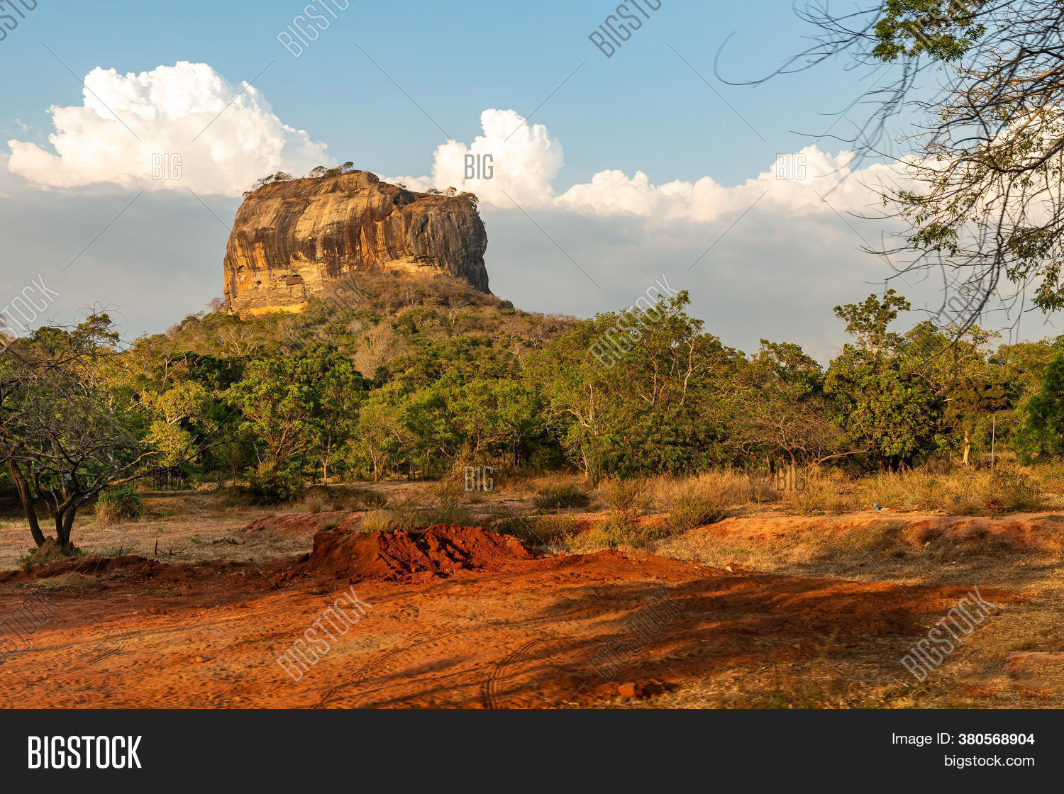 Sigiriya Sinhagiri Image & Photo (Free Trial) | Bigstock