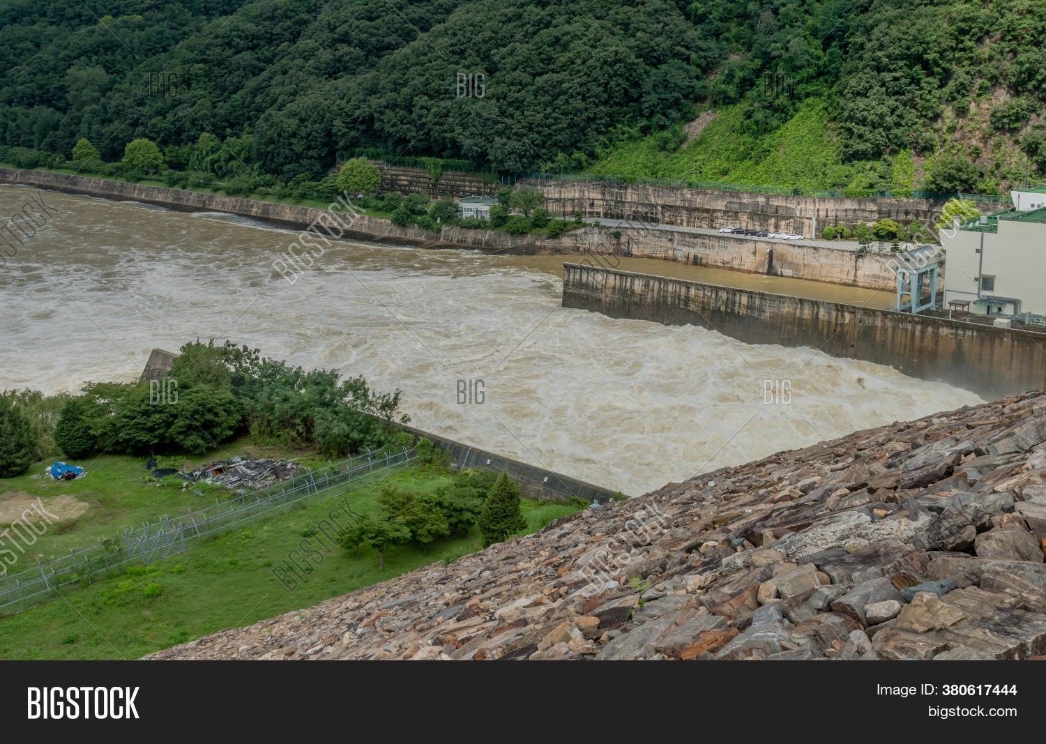 Looking Down On Water Image & Photo (Free Trial) | Bigstock